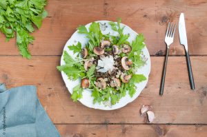 Oogst uit eigen tuin | Heerlijke raapsteeltjes salade met linzen